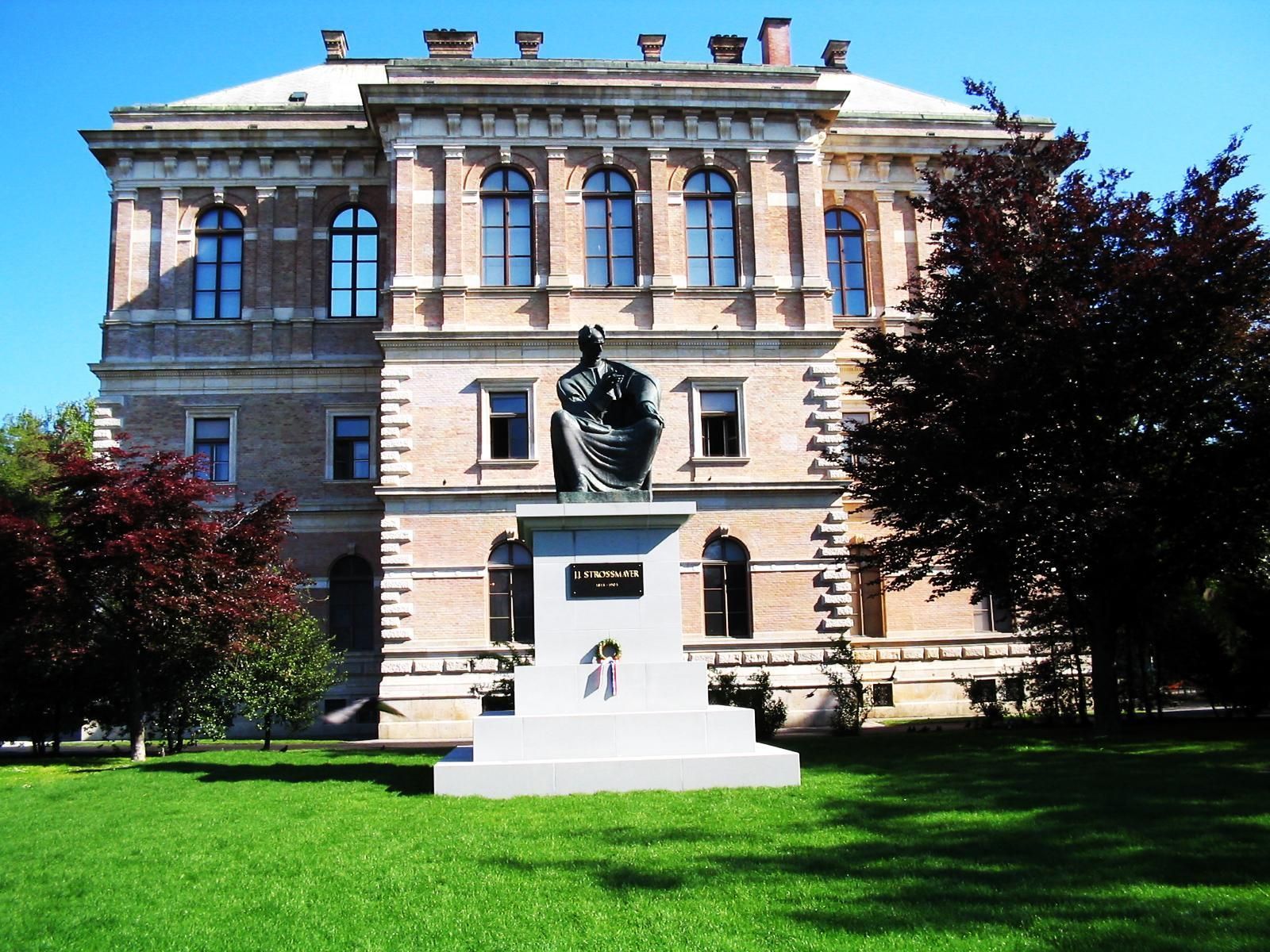 The Academy Palace – HAZU