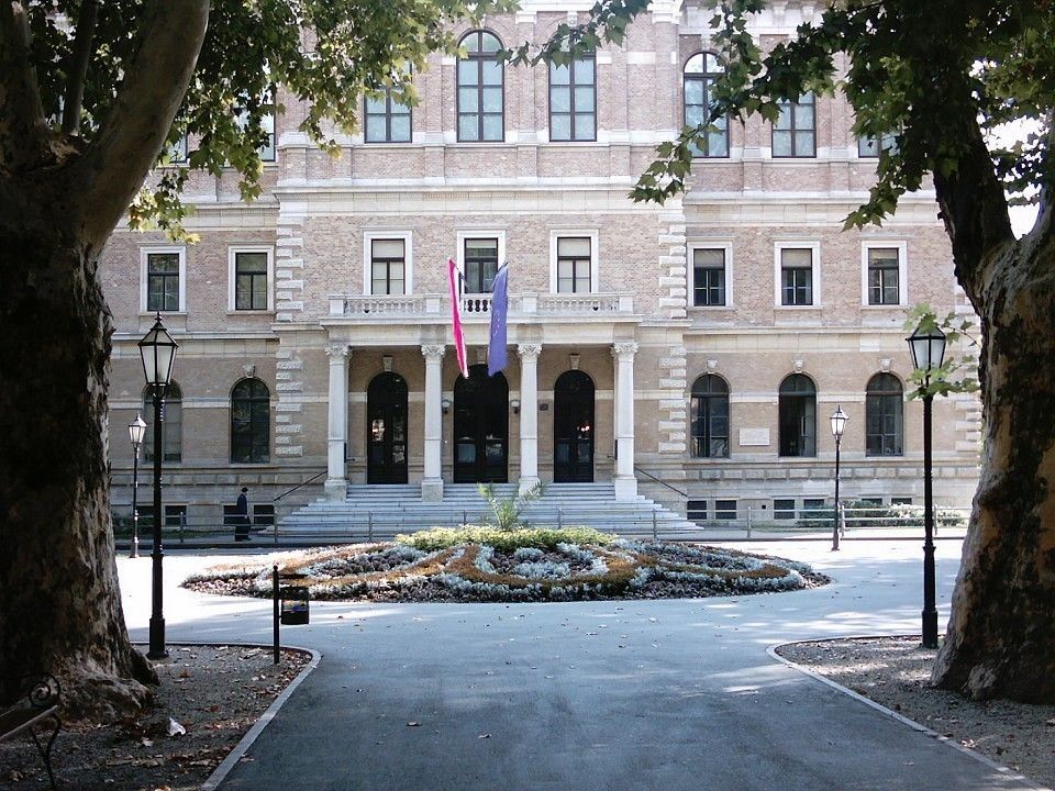 Palača Akademije – HAZU